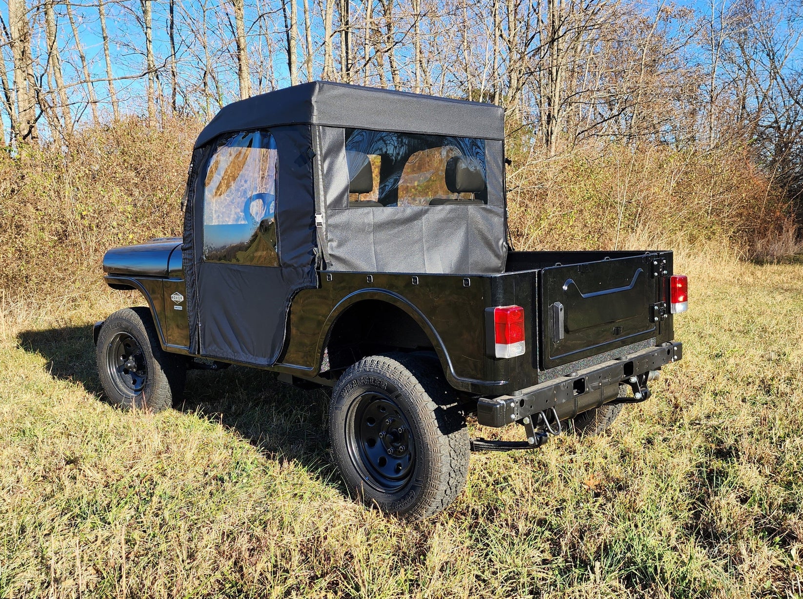 Mahindra Roxor (2022+) - Full Cab Enclosure for Hard Windshield (Full ...
